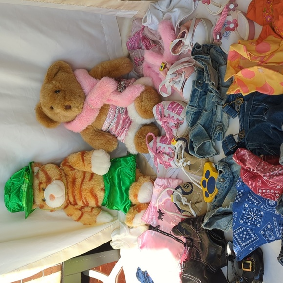 Build-A-Bear | Toys | Buildabear Workshop Bear Dolls And Clothing And ...